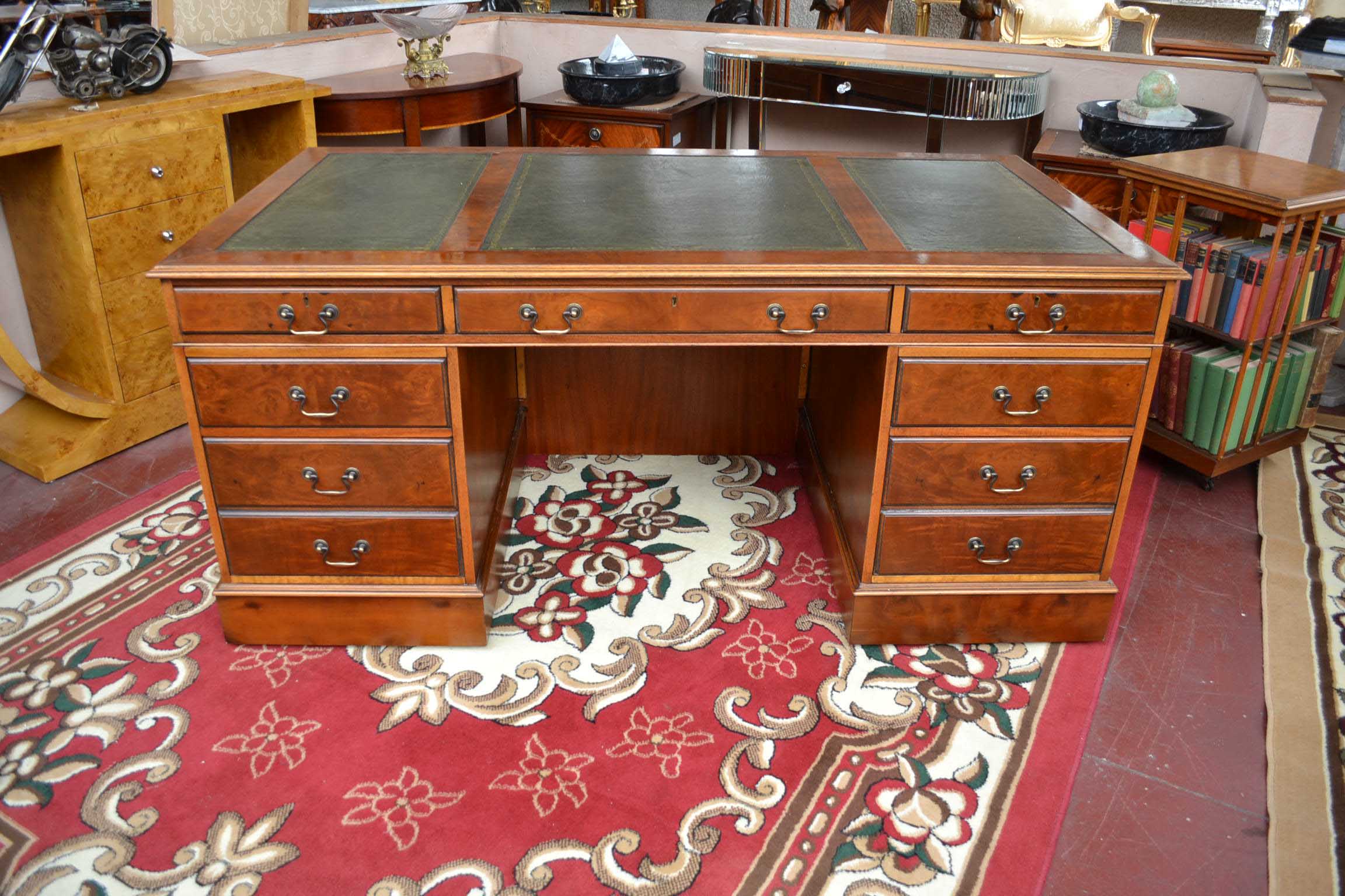 Stunning Victorian Style | Ref. no. 03735 | Regent Antiques